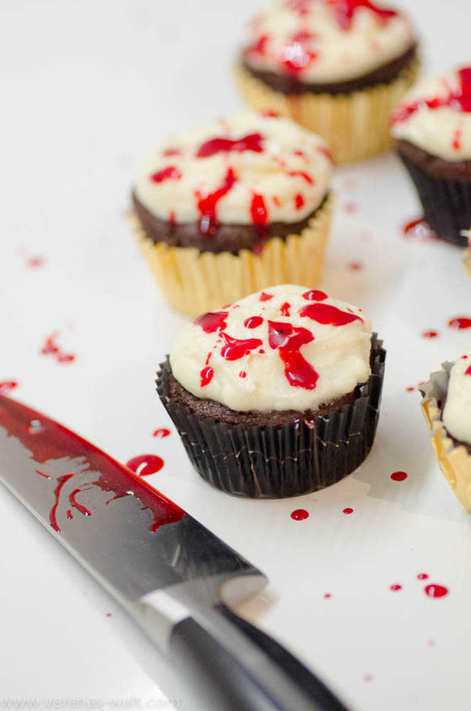 Halloween: Dexters Splatter Cupcakes